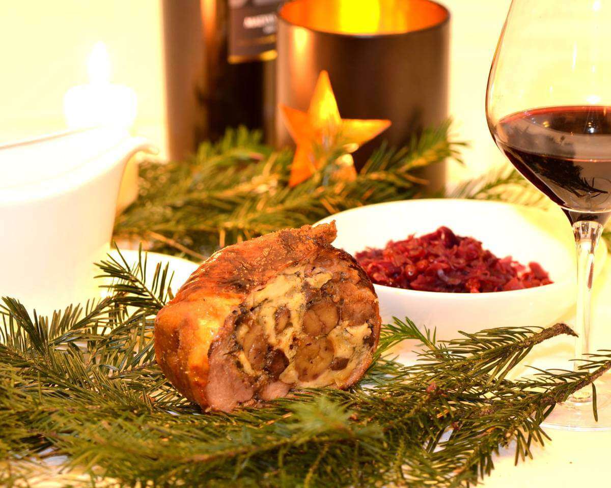 Gänsebraten Portion ohne Knochen mit Beilagen – fertig zubereitet ...